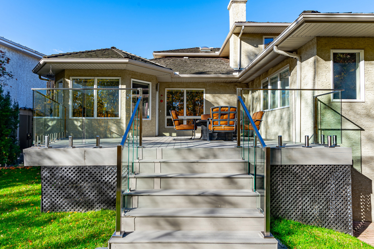 MountainView’s Glass Railing Breakthrough - Peak Products (Canada)