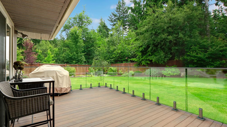 Peak MountainView Glass Railing - Peak Products (Canada)