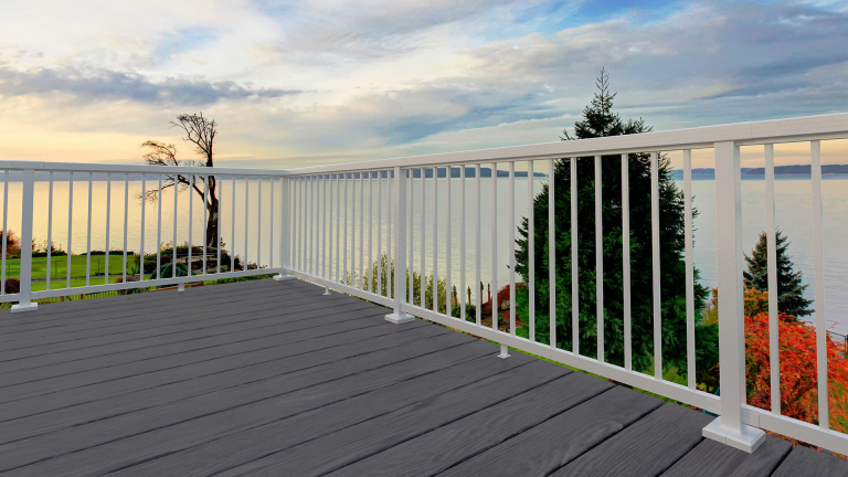RailBlazers Aluminum Railing System - Peak Products (Canada)